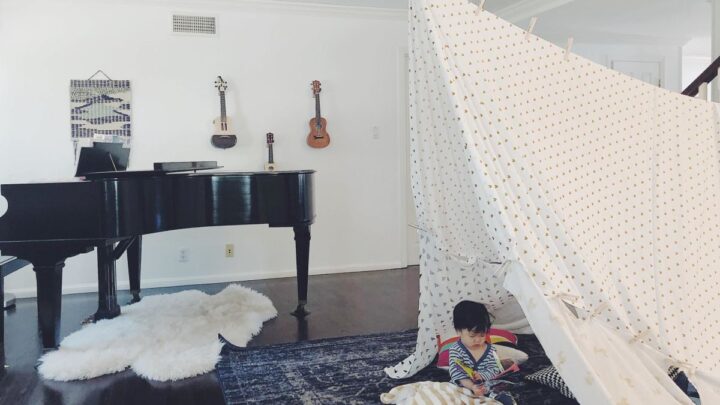 Tips for an Epic Pillow Fort - stlMotherhood