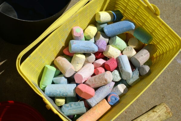 How to make Sidewalk Chalk Paint