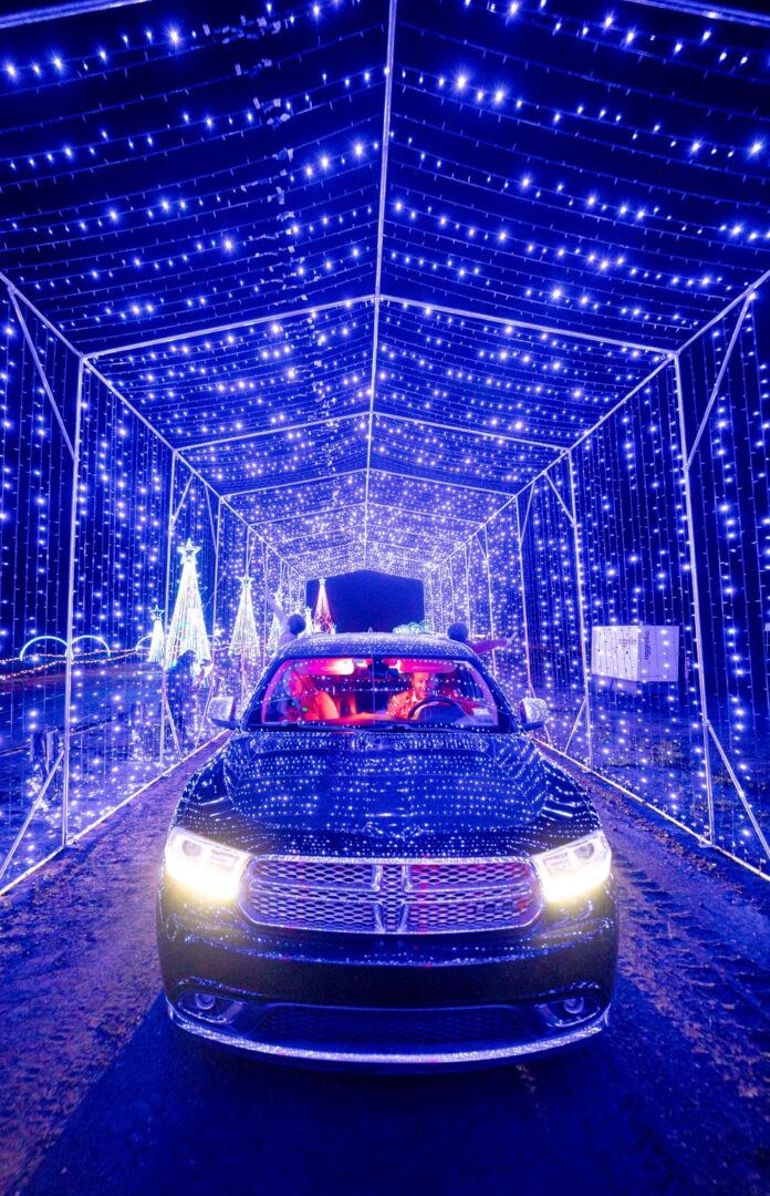 Don't miss these 15 Awesome St. Louis Christmas Lights - stlMotherhood